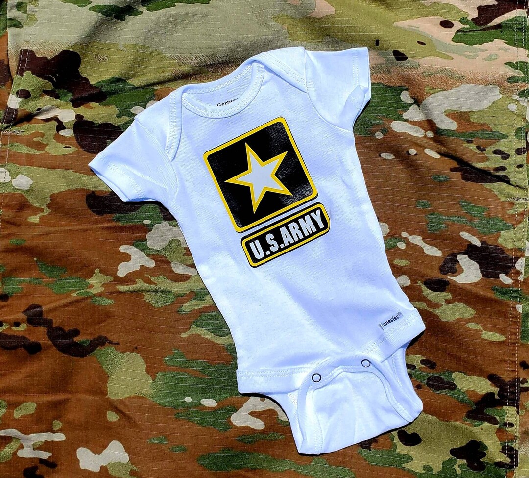 Proud Army Baby Onesie® Army Baby, Military Outfit, Daddy is My Hero ...