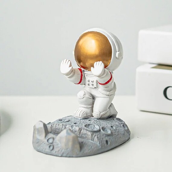 Mobiles Astronaut Space Man Toy Figure Astronaut mobile Phone Stand ...