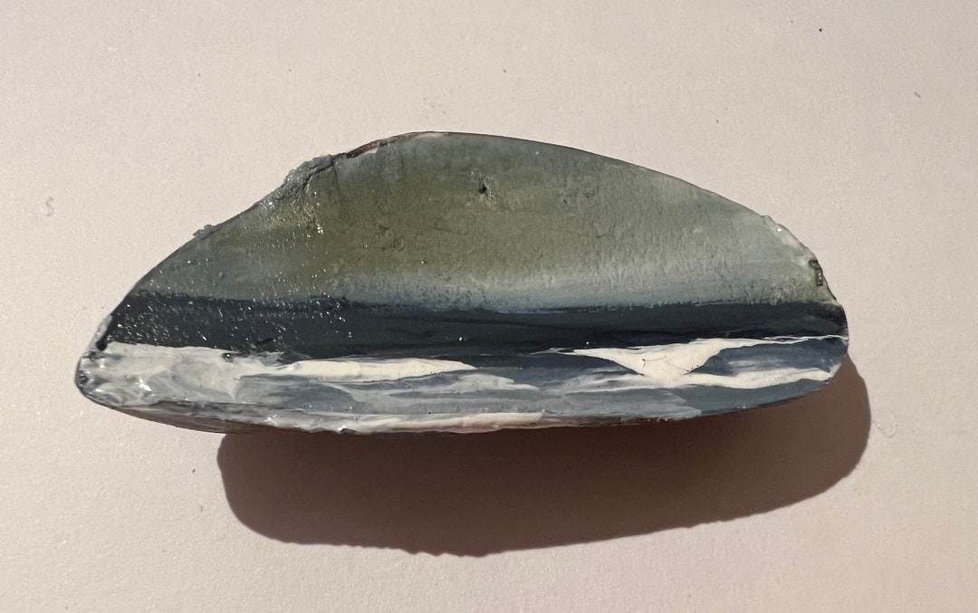 Welsh Hand Painted Mussel Shell - Etsy UK