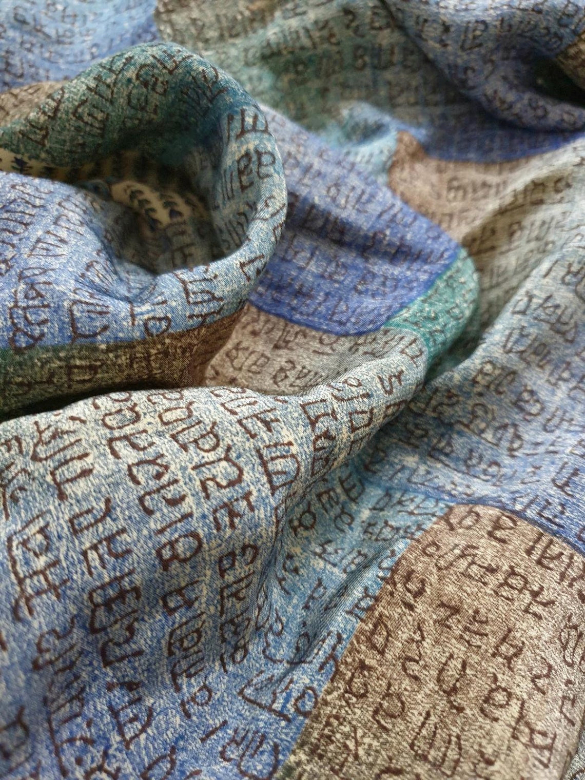 Sari Silk Lot Vintage Sari Fabric Material Remnant FABRIC by - Etsy