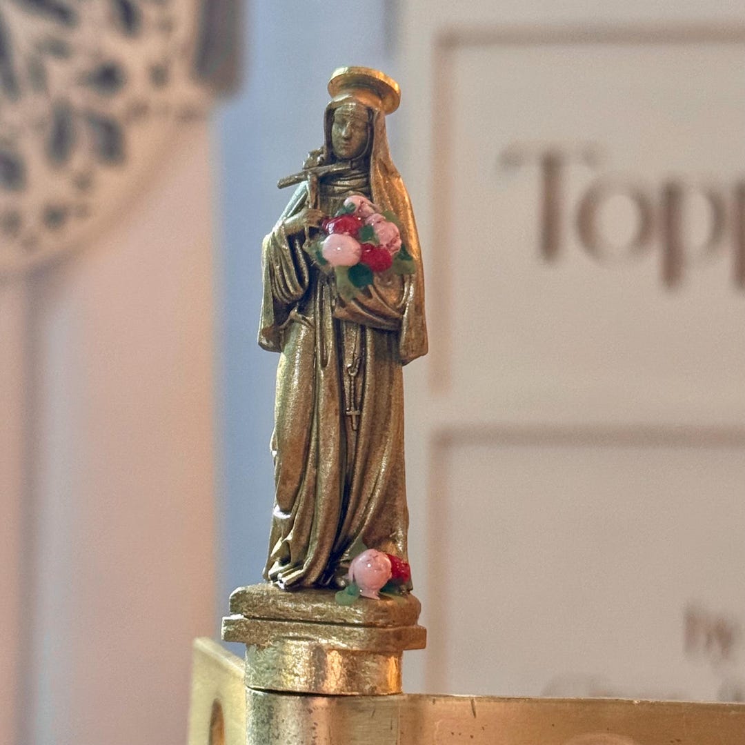 St. Thérèse, the Little Flower Holy Hinge Topper Statue - Etsy