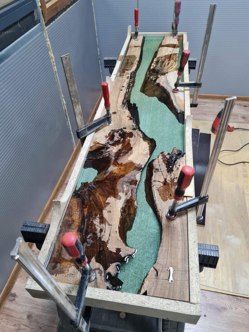 Epoxy Bench / Custom Wood Resin Bench / Entryway Live Edge Walnut Wood ...