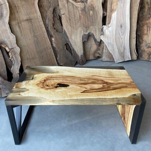 Waterfall Epoxy Coffee Table / Solid Wood and Epoxy Resin River Table ...