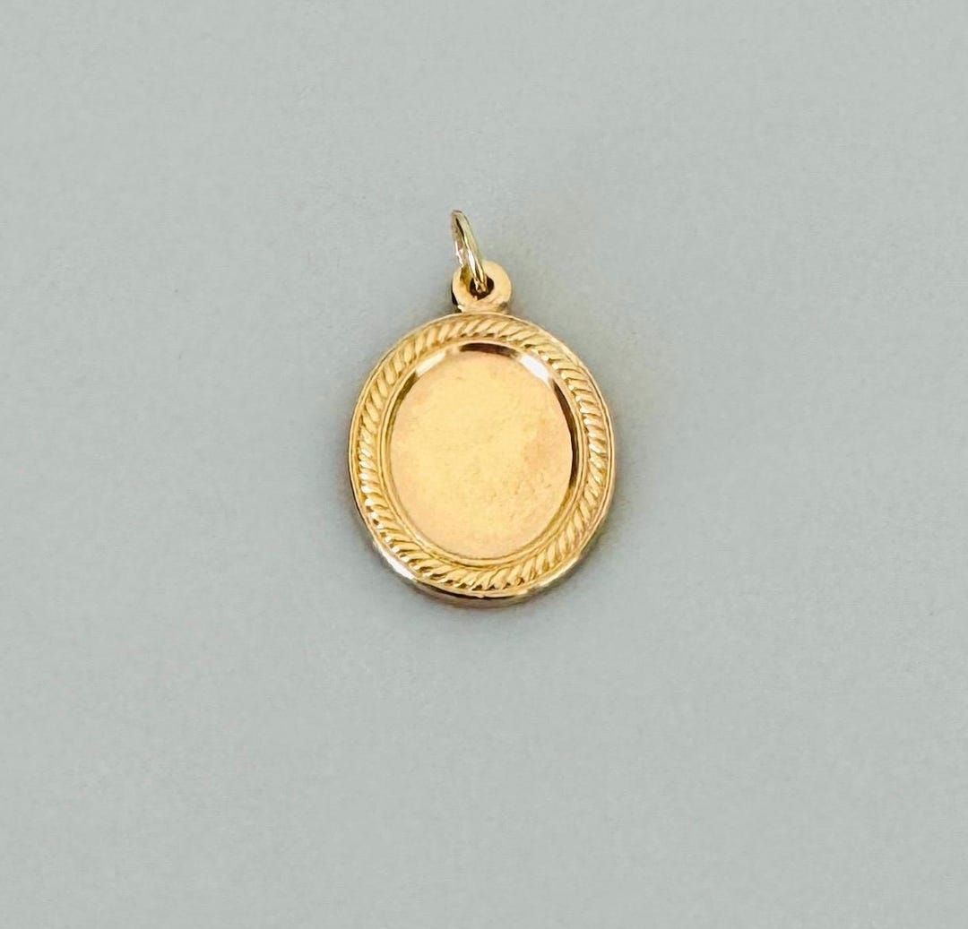 Engravable Oval Charm With Border/ Pendant in 14K Solid Yellow Gold ...