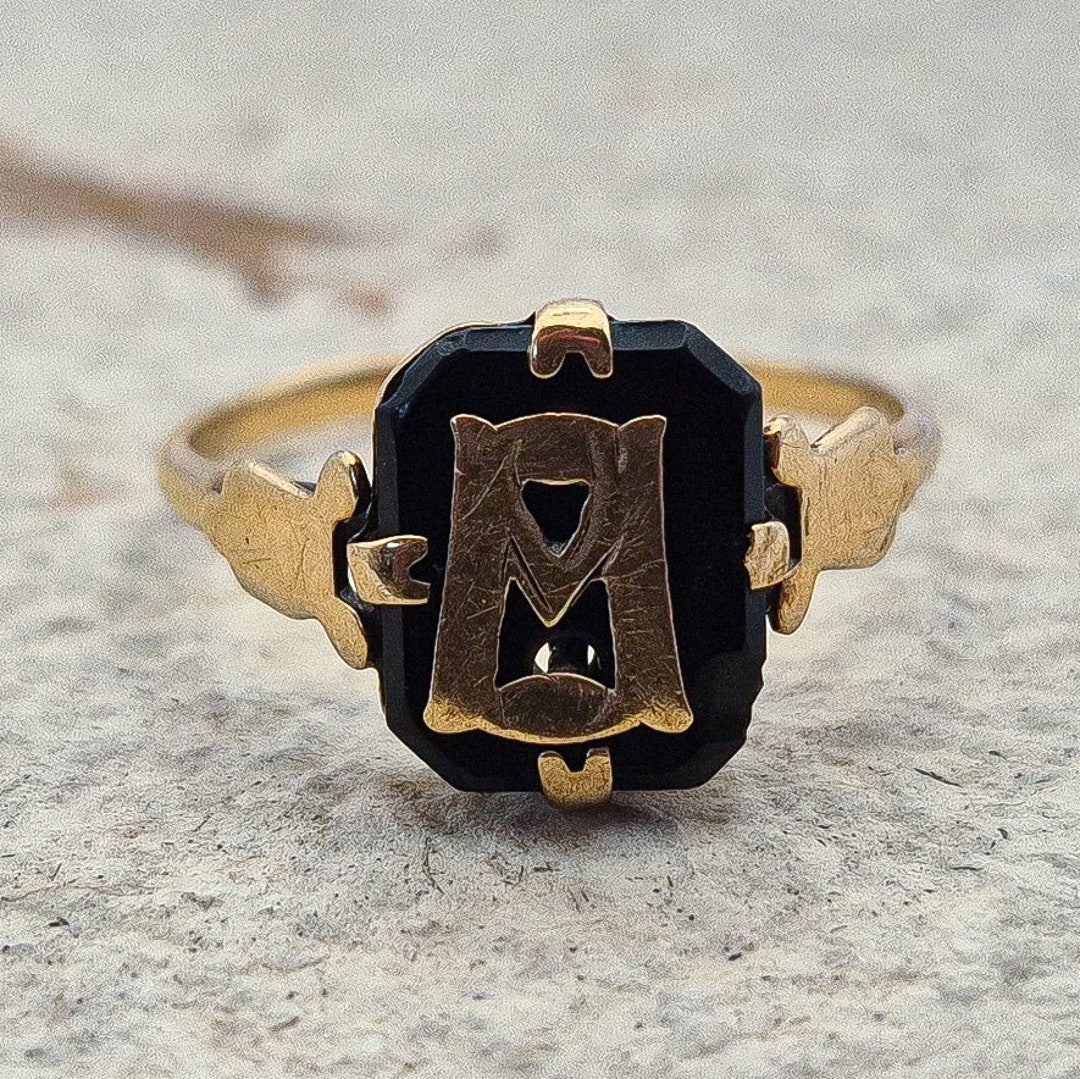 9ct Gold Black Onyx Initial Ring | UK Size M | US Size 6 | Initialled "m" - Etsy