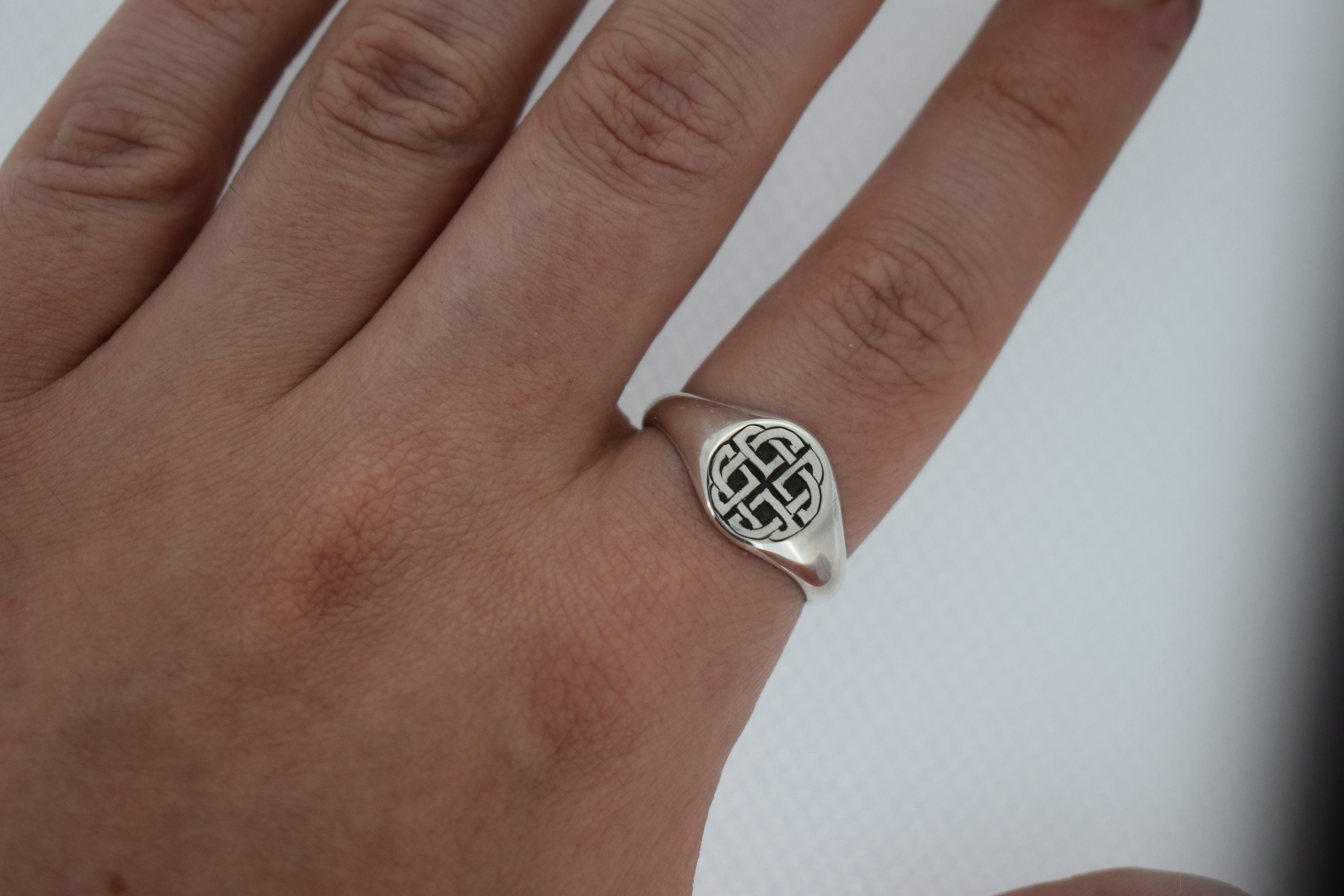 Hand Engraved Silver Celtic Shield Knot Signet Ring - Etsy
