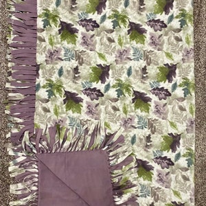 Autumn Leaves No Sew Fleece Blanket, Fall Leaves Throw Blanket, Purple ...