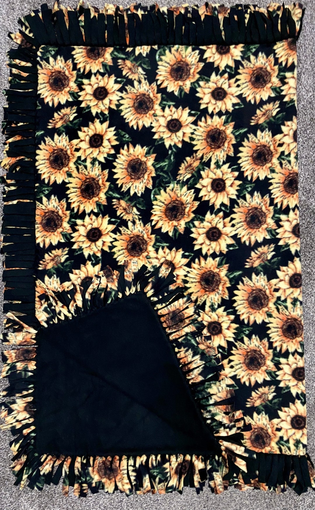 Yellow Sunflowers Blanket Fabric, Sunflower Bedding, Warm Plush Fleece ...
