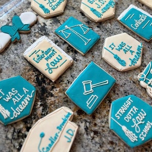 Custom Cookies: Law School Graduate - Etsy