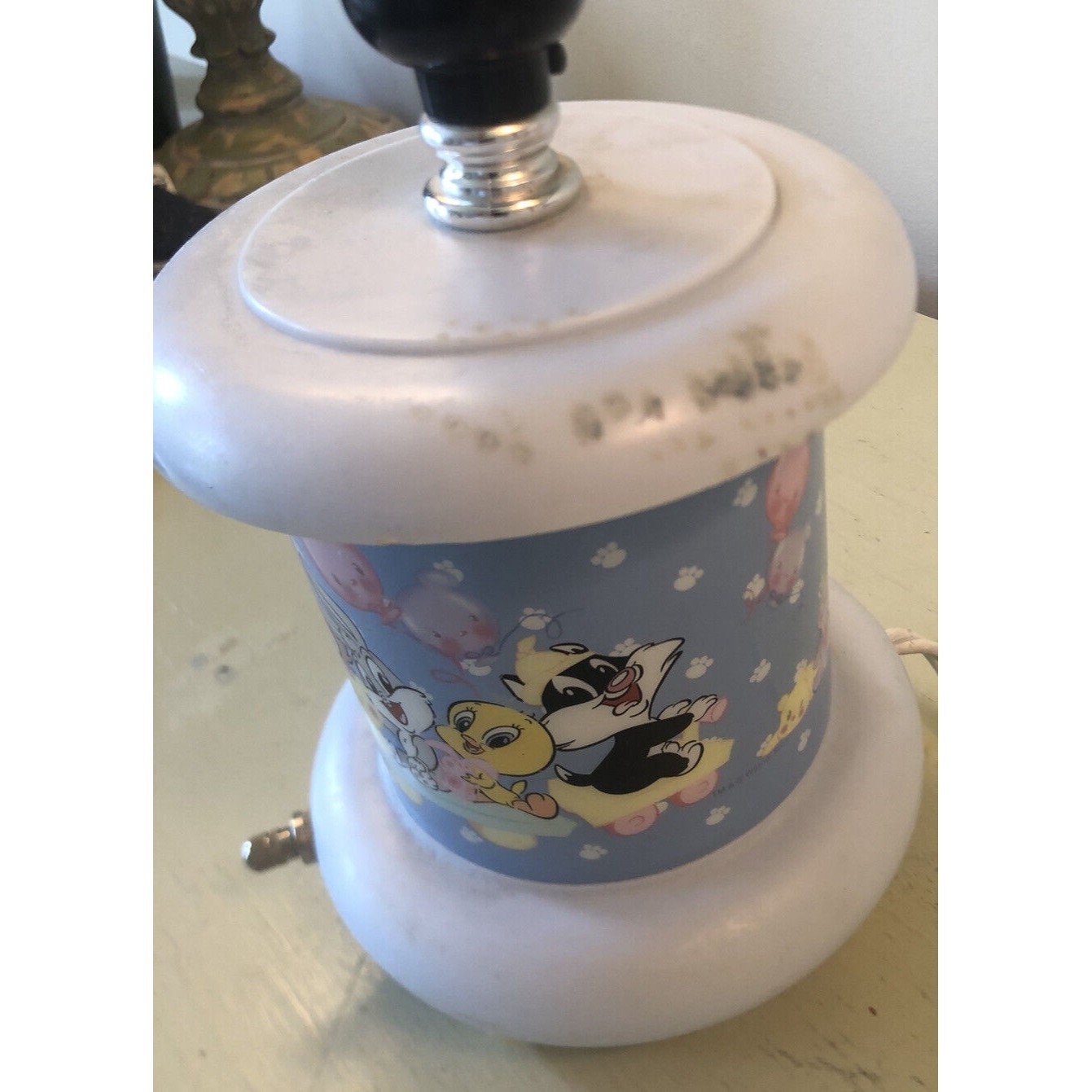 Vintage Baby Tiny Looney Tunes Baby Bugs Bunny Lamp Nursery Nightlight ...