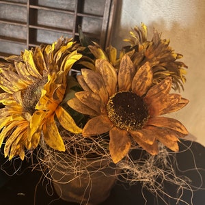 NEW!! Early Primitive Flowers Grubby Sunflowers~make- Do~ Needful ...