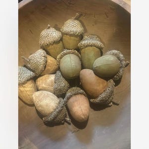 Primitive Autumn Fall Acorns, Primitive Fall ~early Look, Grubby Fall ...