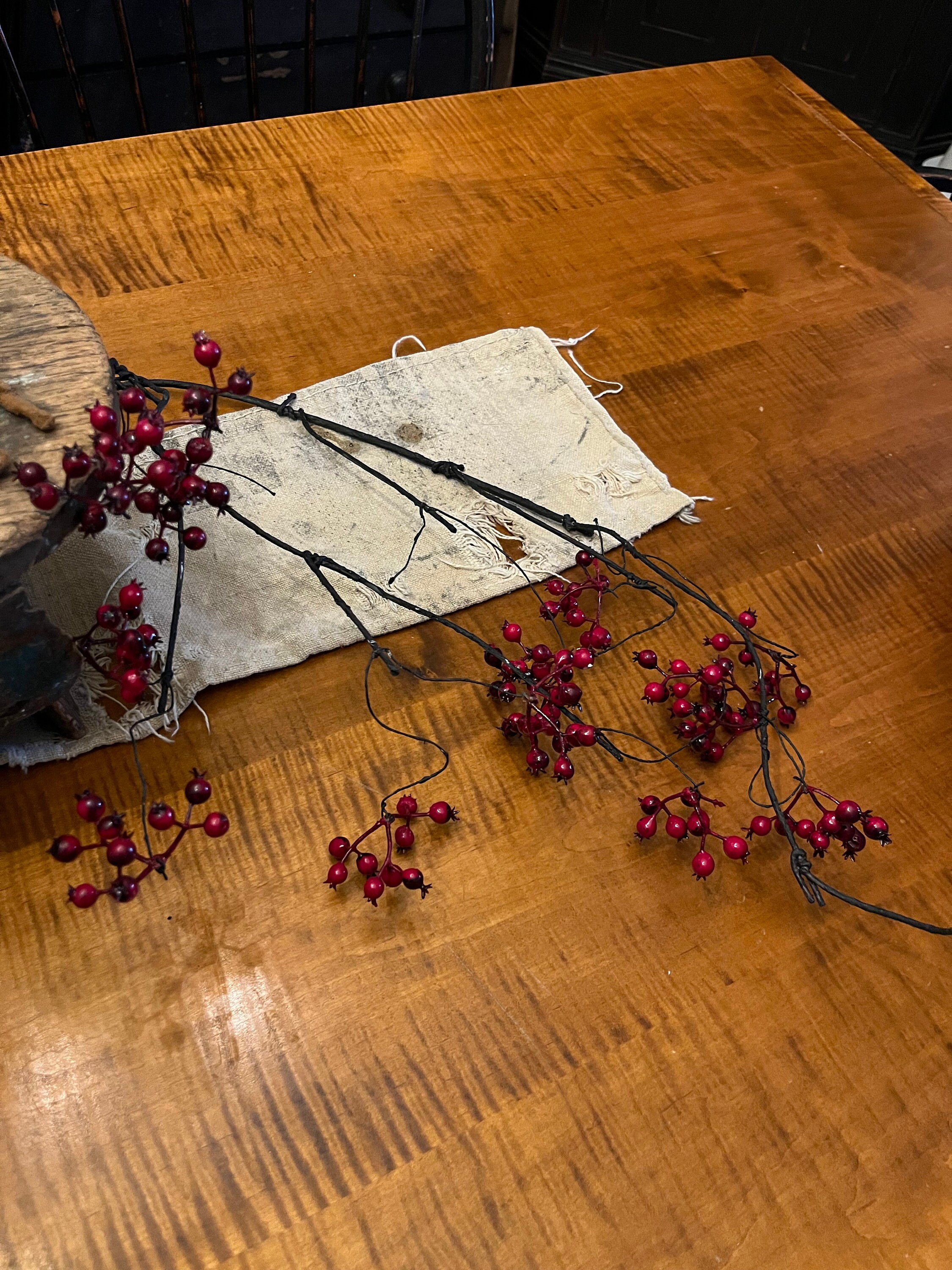 Primitive Realistic Red Berry Garland ~best Faux Red Berries ~primitive ...