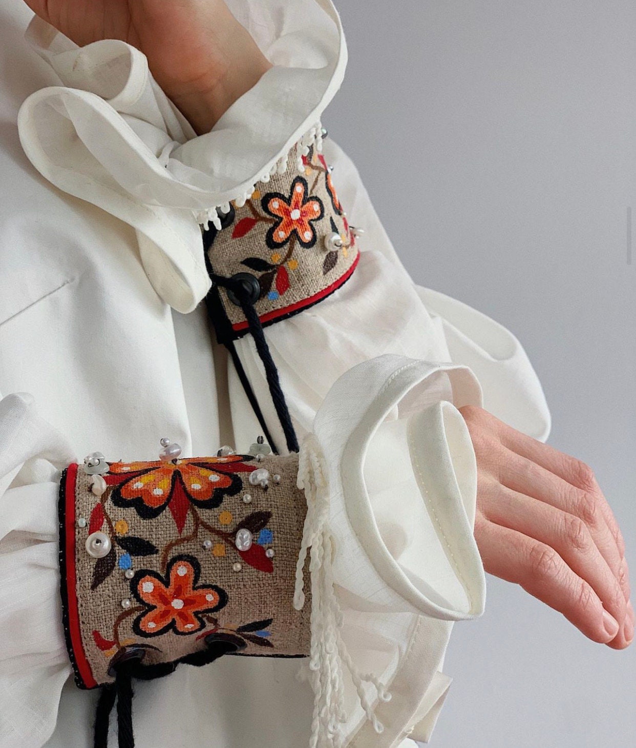 A Pair of Embroidered Cuff Bracelets Detachable Linen Cuffs - Etsy