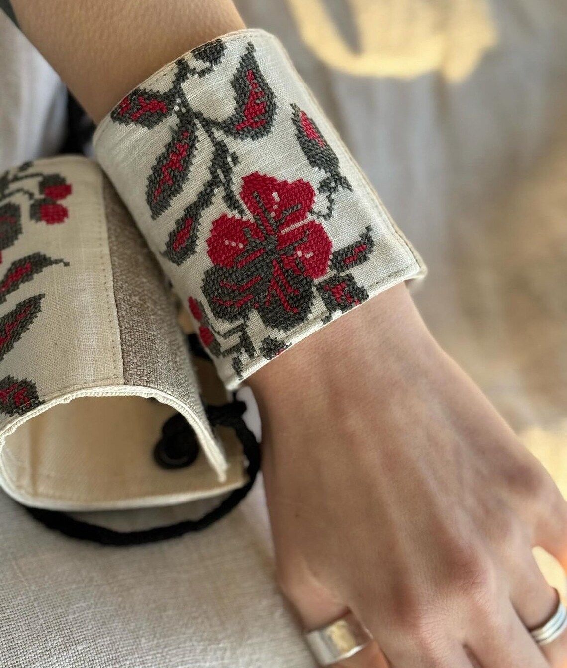 A Pair of Embroidered Detachable Cuffs With Folk Embroidery With Lacing ...
