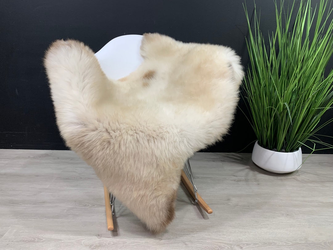 Natural Brown Cream Beige Sheepskin Rug Pelt / Genuine Real Sheep Skin ...