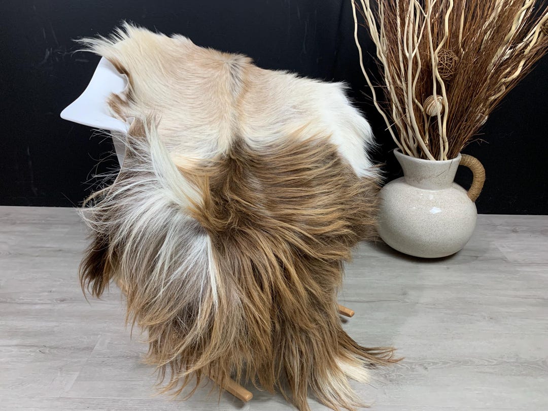 Beautiful Goat Pelt, Real Goat Skin Rug, Genuine Natural Goat Hide ...