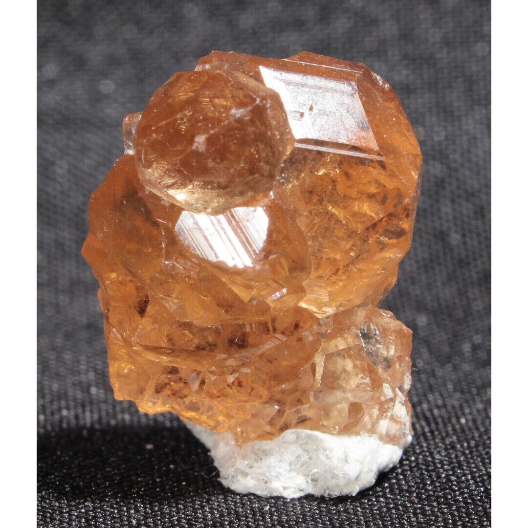 11.3 Ct Fine Gemmy Hessonite Garnet Crystals, Jeffrey Mine, Quebec ...