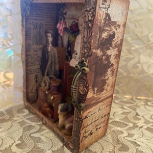 A Long Way From Home Vignette Shadow Box - Etsy