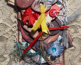 Unique Ruler Bound Tag Booklet - Etsy