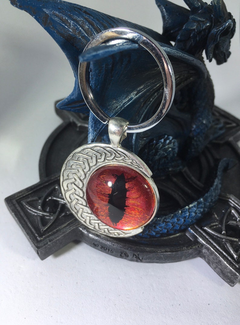 Dragon Eye Keychain, Hand Painted, Fantasy Keychain, Dragon Key Ring - Etsy