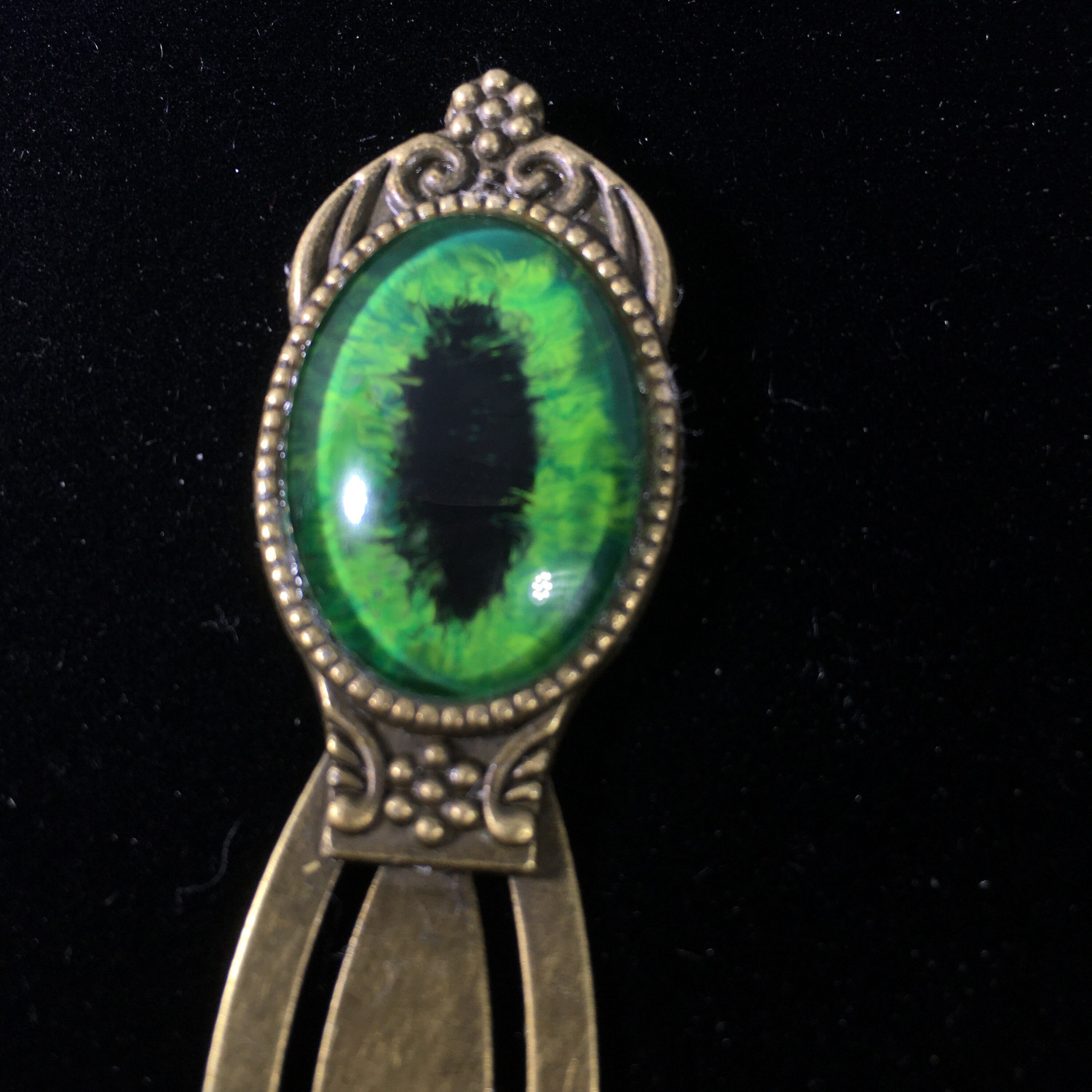 Green dragon eye, hand painted dragon eye bookmark green, book lover ...