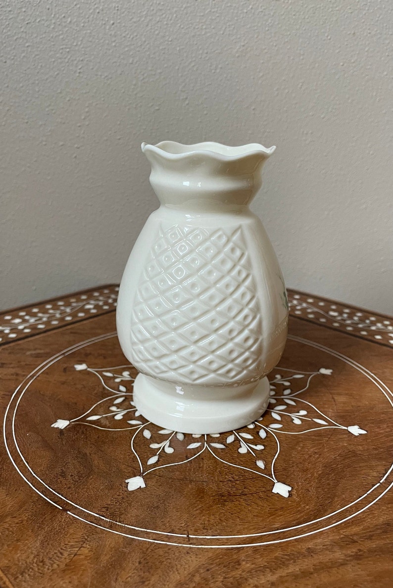 Vintage Irish Parian Donegal China Bud Vase Hawthorne - Etsy