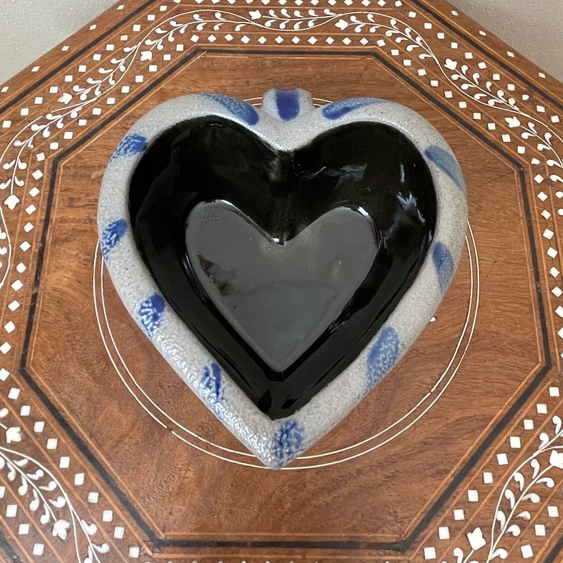 Rowe Pottery Heart - Etsy