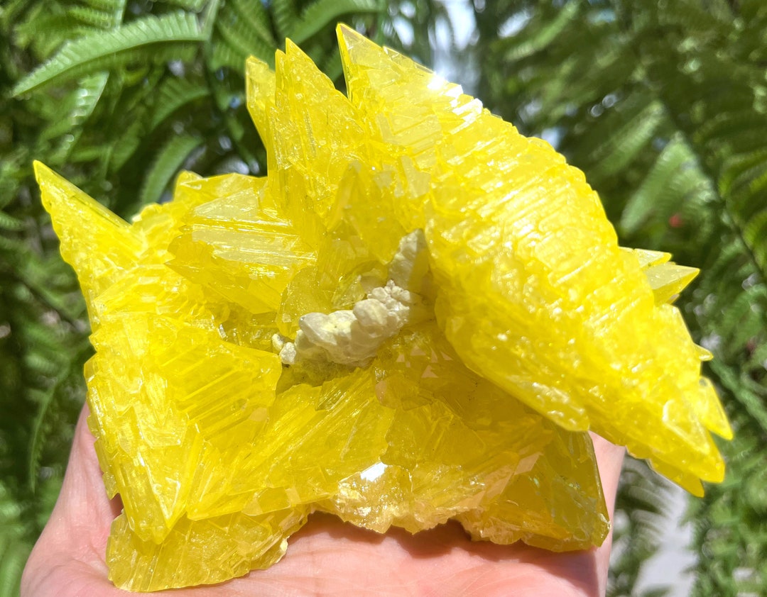 Top Raw Crystal Specimen-fascinating Yellow Native Sulfur Crystal ...