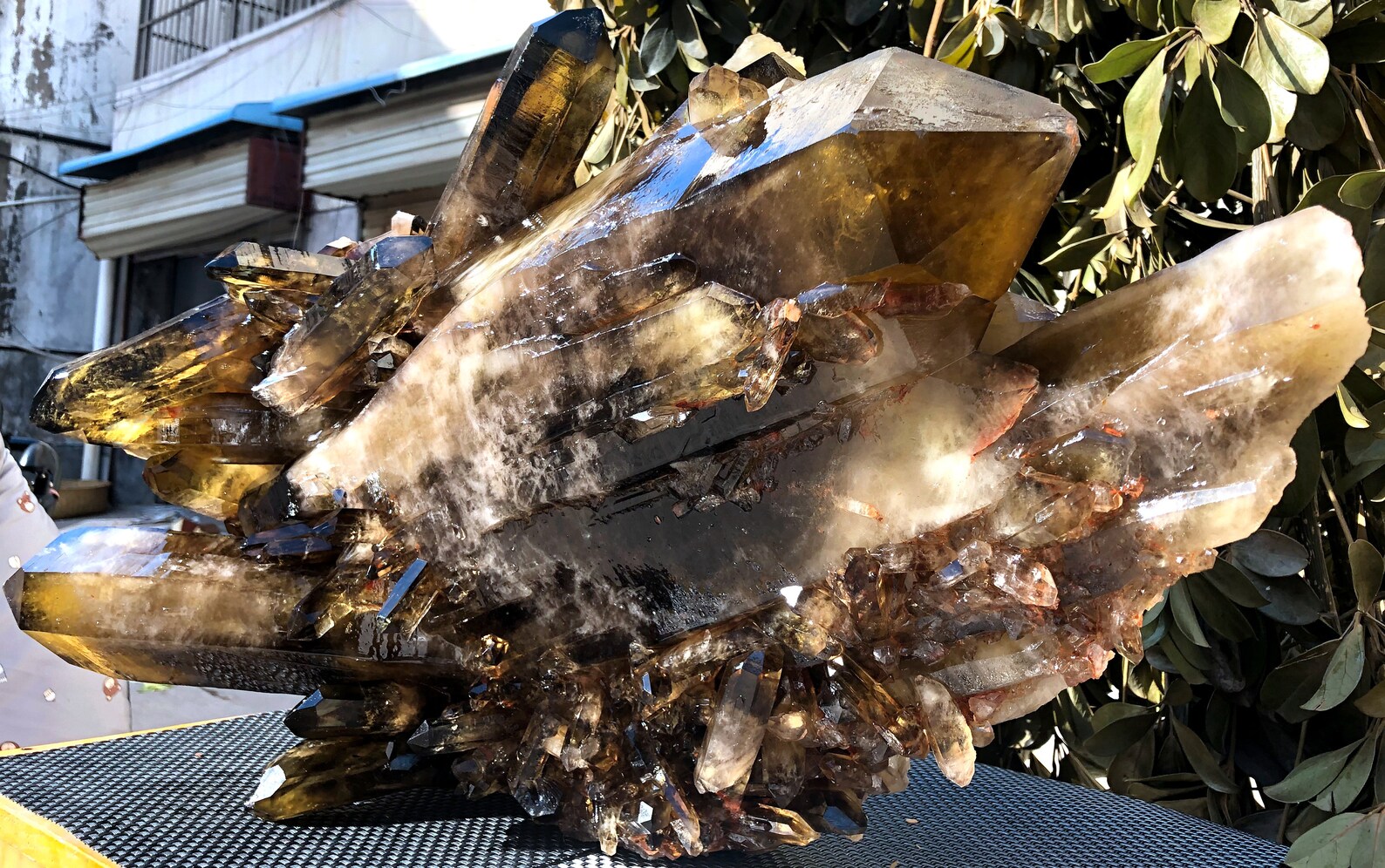 Large Raw Smoke Crystal Yellow Crystal Cluster/black Quartz - Etsy