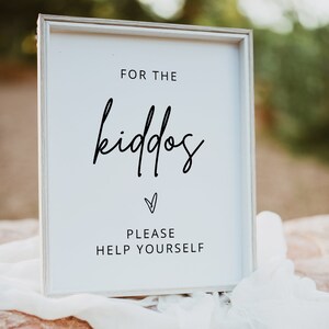 For the Kiddo Please Help Yourself Sign - Kids Wedding Activities Table ...