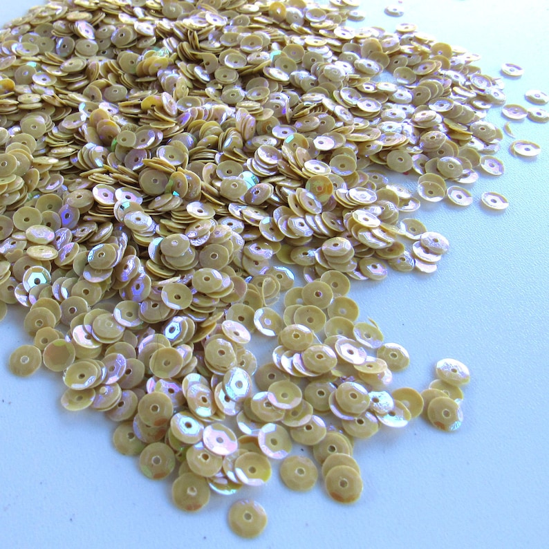 Opaque Ecru / Cream Iris 5mm Round Cup Sequins Loose ~1,000 Pieces ...
