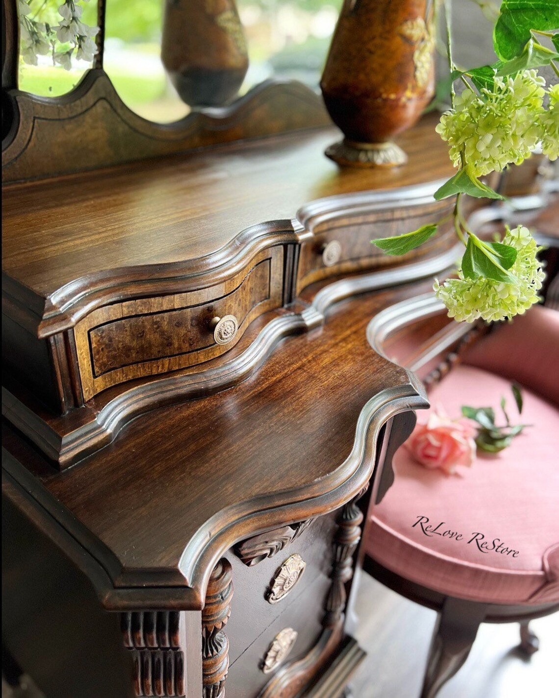 SOLD Outvictorian Vanity Set W/ Hollywood Style Swivel - Etsy