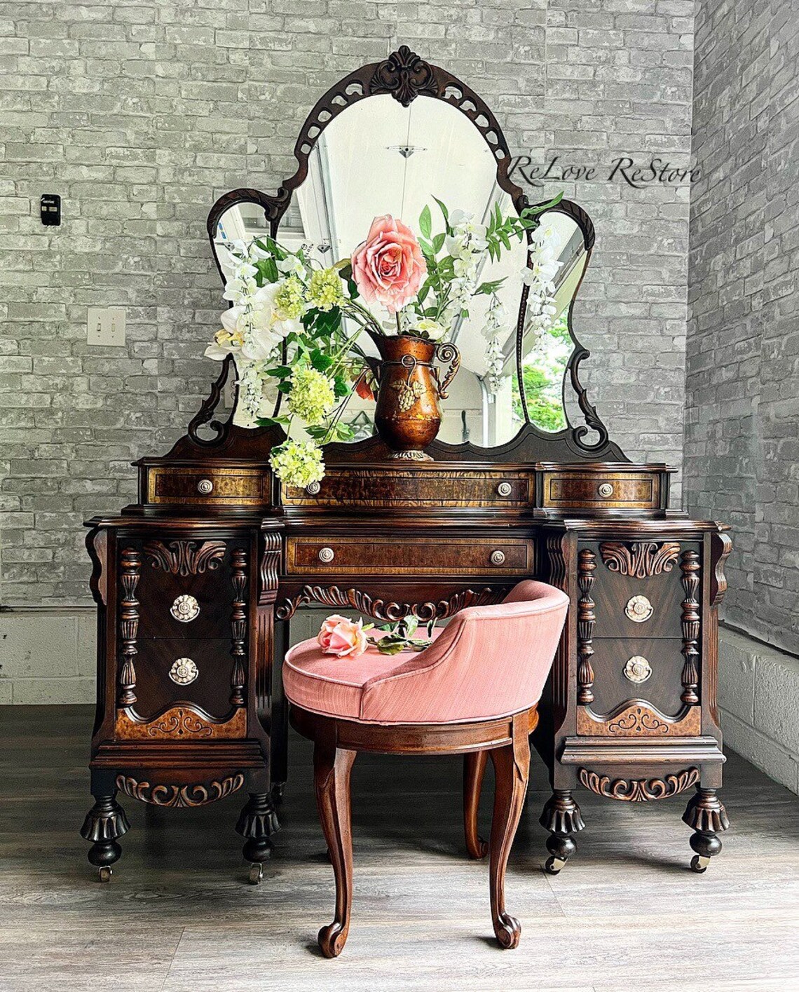 SOLD Outvictorian Vanity Set W/ Hollywood Style Swivel - Etsy