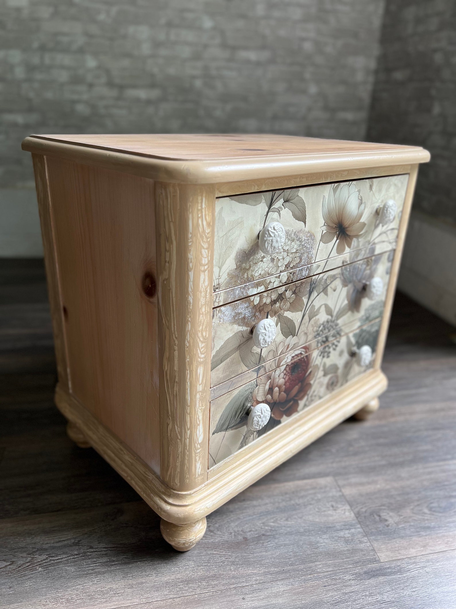 Newthomasville Nightstand/night Table/end Table/accent Table/painted ...