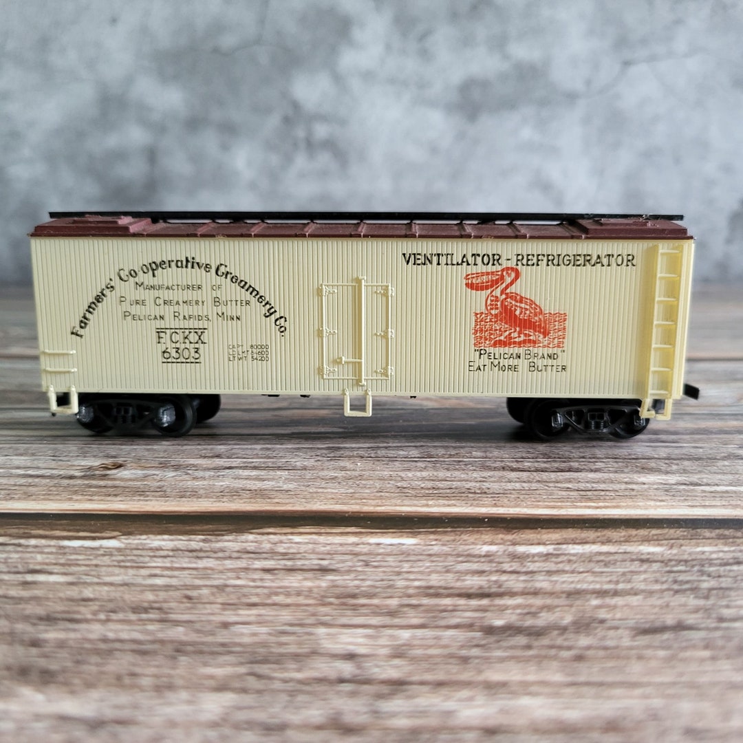 HO Scale Boxcar Pelican Logo Farmers Co-op Creamery Model Train ...
