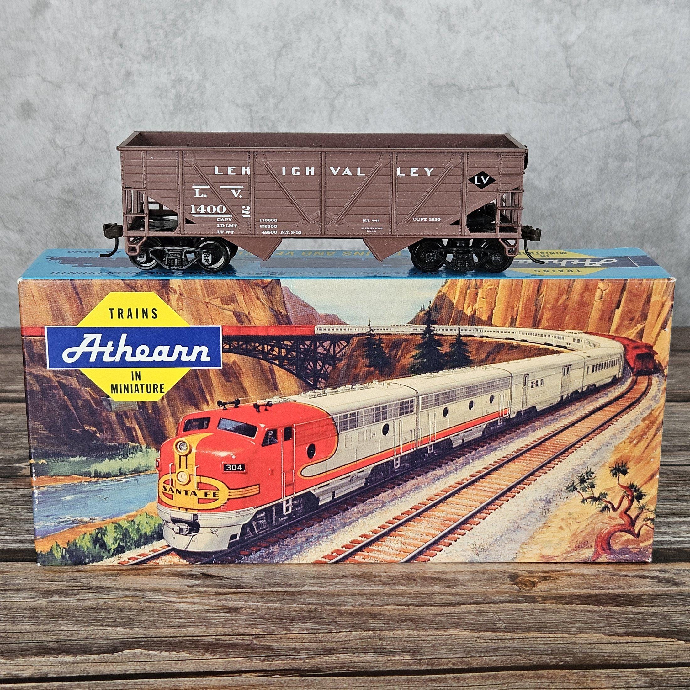 HO Scale 2-bay Composite Hopper WW2 Era Lehigh Valley Athearn Brown ...