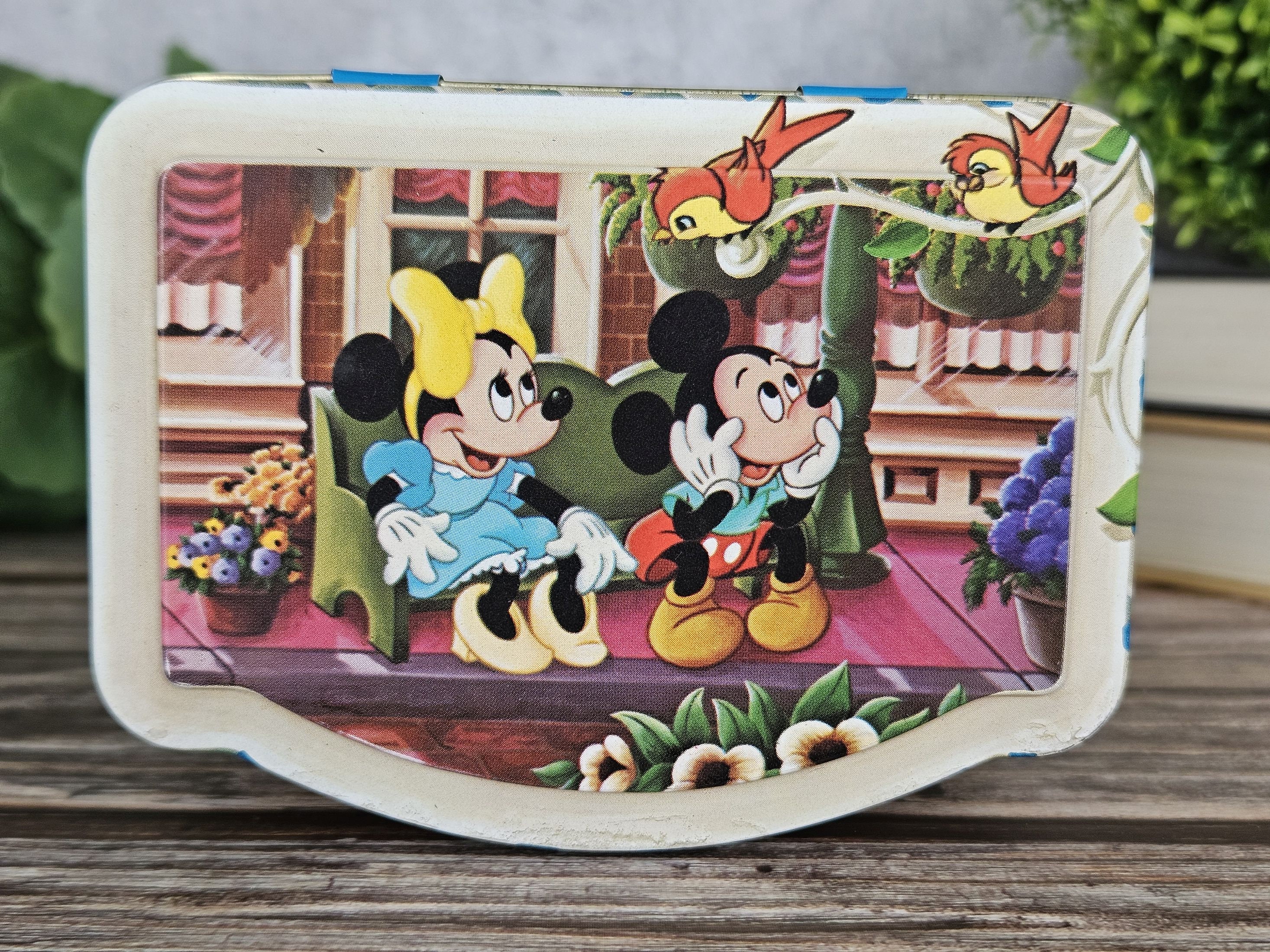 Vintage Disney Parks Collectible Tin, 1985 Mickey Minnie Snow White ...