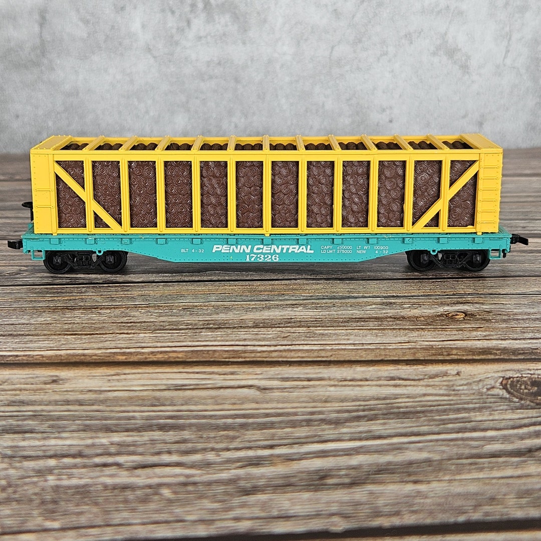 HO Scale 50' Pulpwood Rack Car Penn Central Aqua Bachmann Model Freight ...