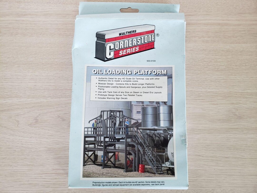 HO Scale Oil Loading Platform Model Kit, Walthers 933-3104 Train Layout ...