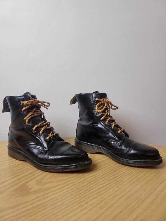 Vintage Ultra Rare Early 80s 7 Eyelet Pointed Toe Dr … - Gem