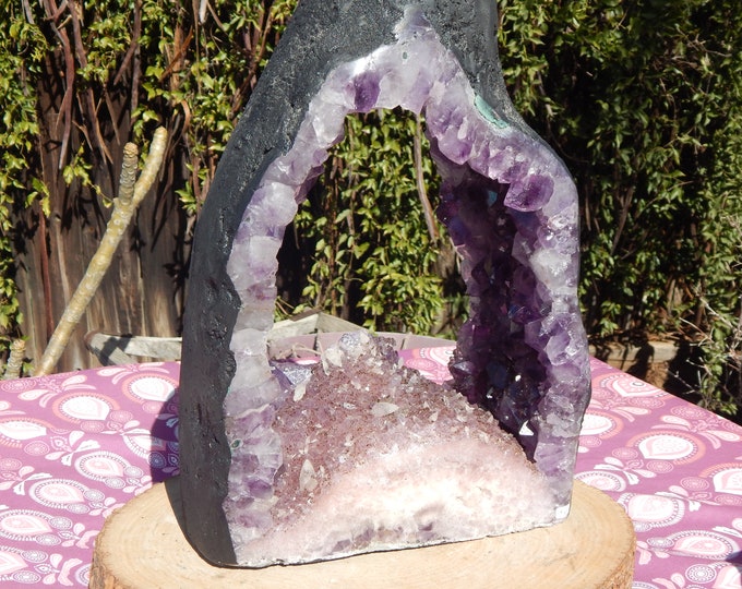Amethyst Crystal Cathedral Window, Crystal Amethyst Keyhole, Amethyst ...