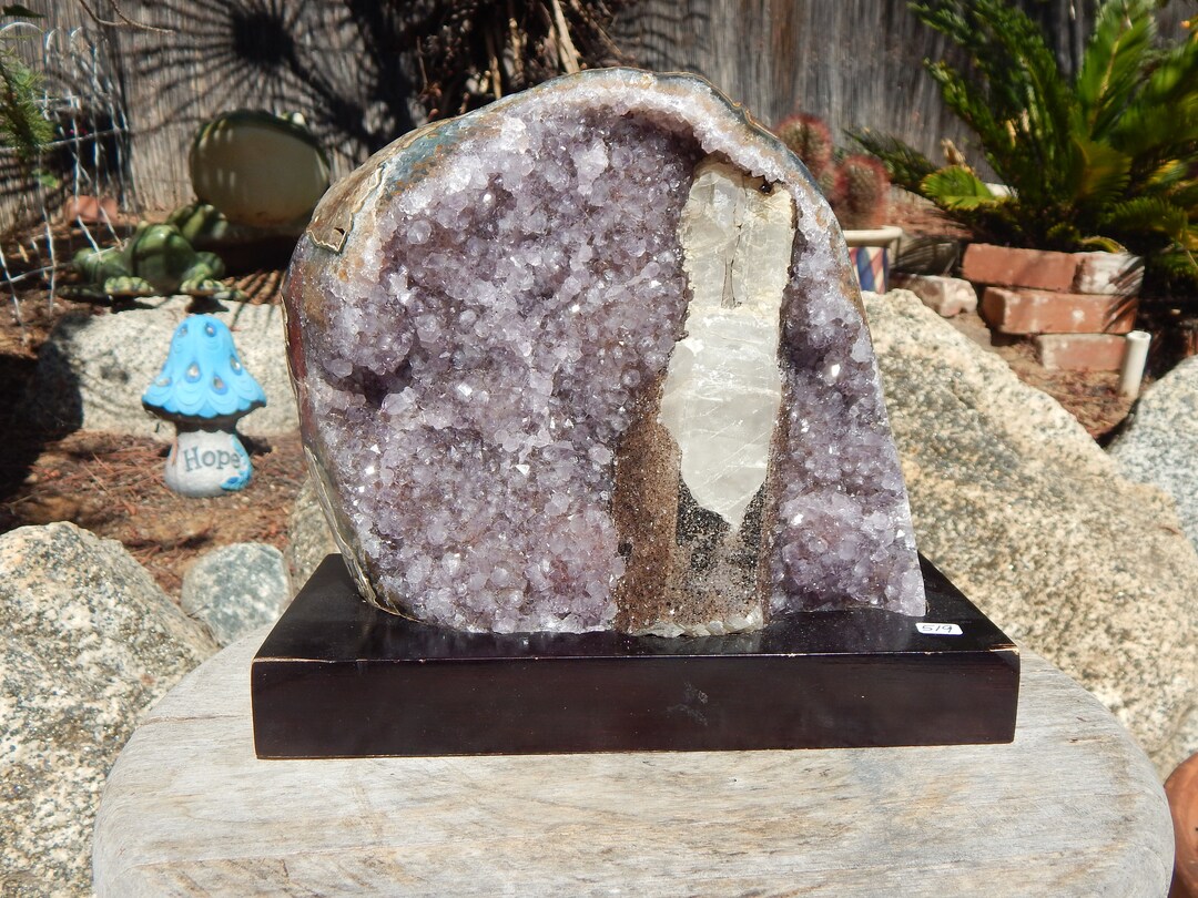 Amethyst Crystal Cluster Display With Stand, Crystal Amethyst Display ...