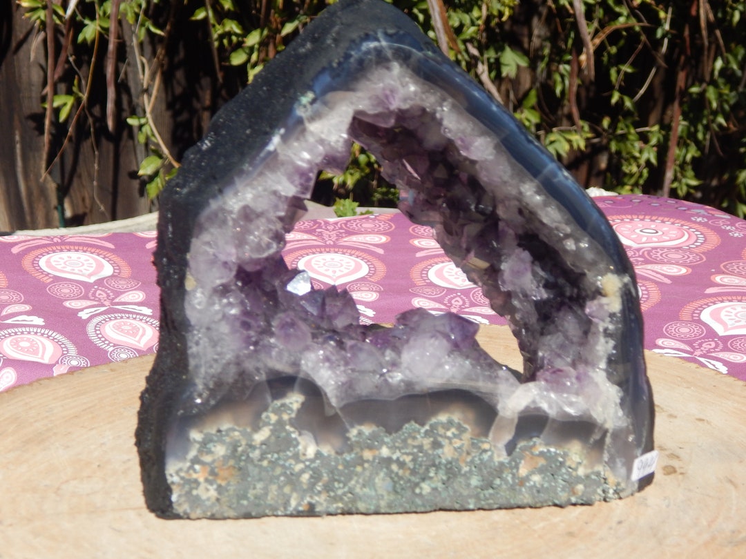 Amethyst Crystal Cathedral Window, Crystal Amethyst Keyhole, Amethyst ...