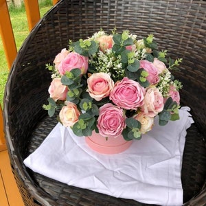 Hat Box Floral Arrangement - Etsy