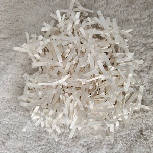 Scented Fresh Laundry, White Packaging Shred, Crinkle Cut Paper, White ...
