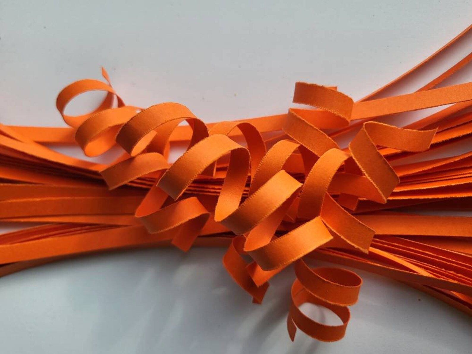 50 Orange Confetti Curls, Orange Confetti, Curly Paper, Paper Strips - Etsy