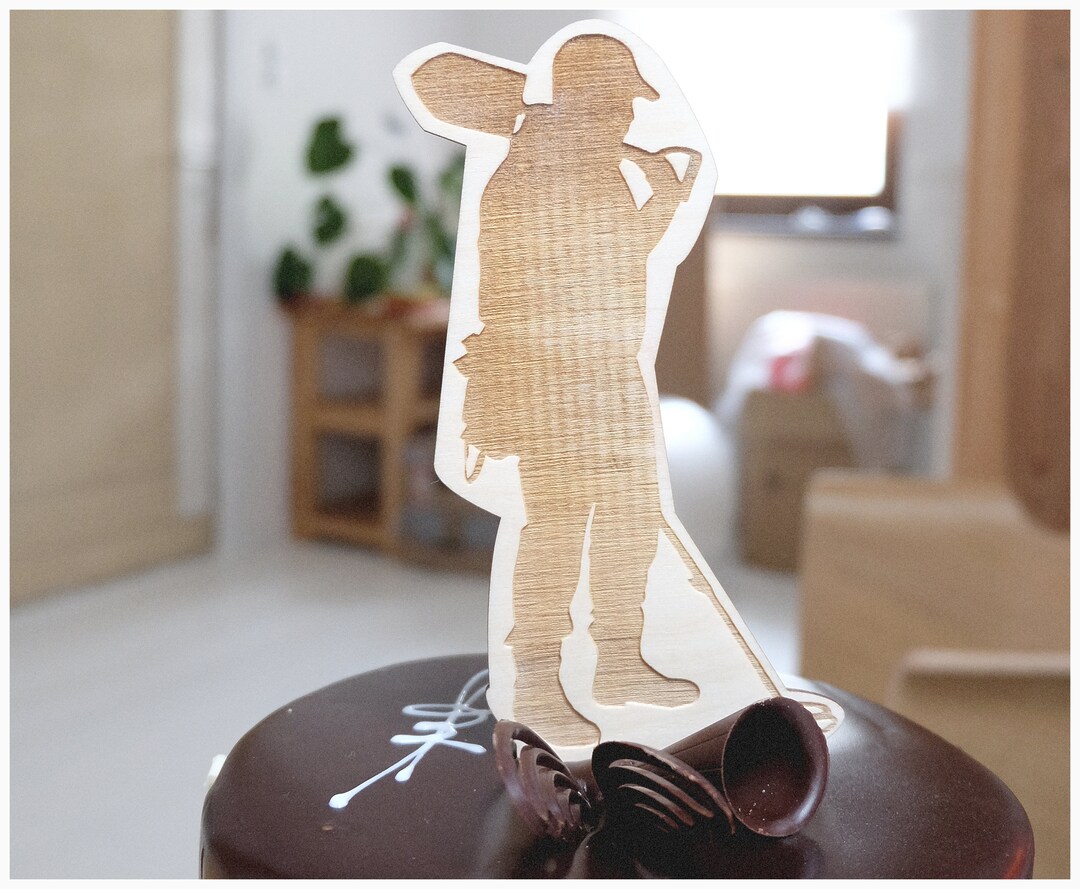 Cake Topper METAL DETECTORIST Figure / for Metal Detector Funs ...