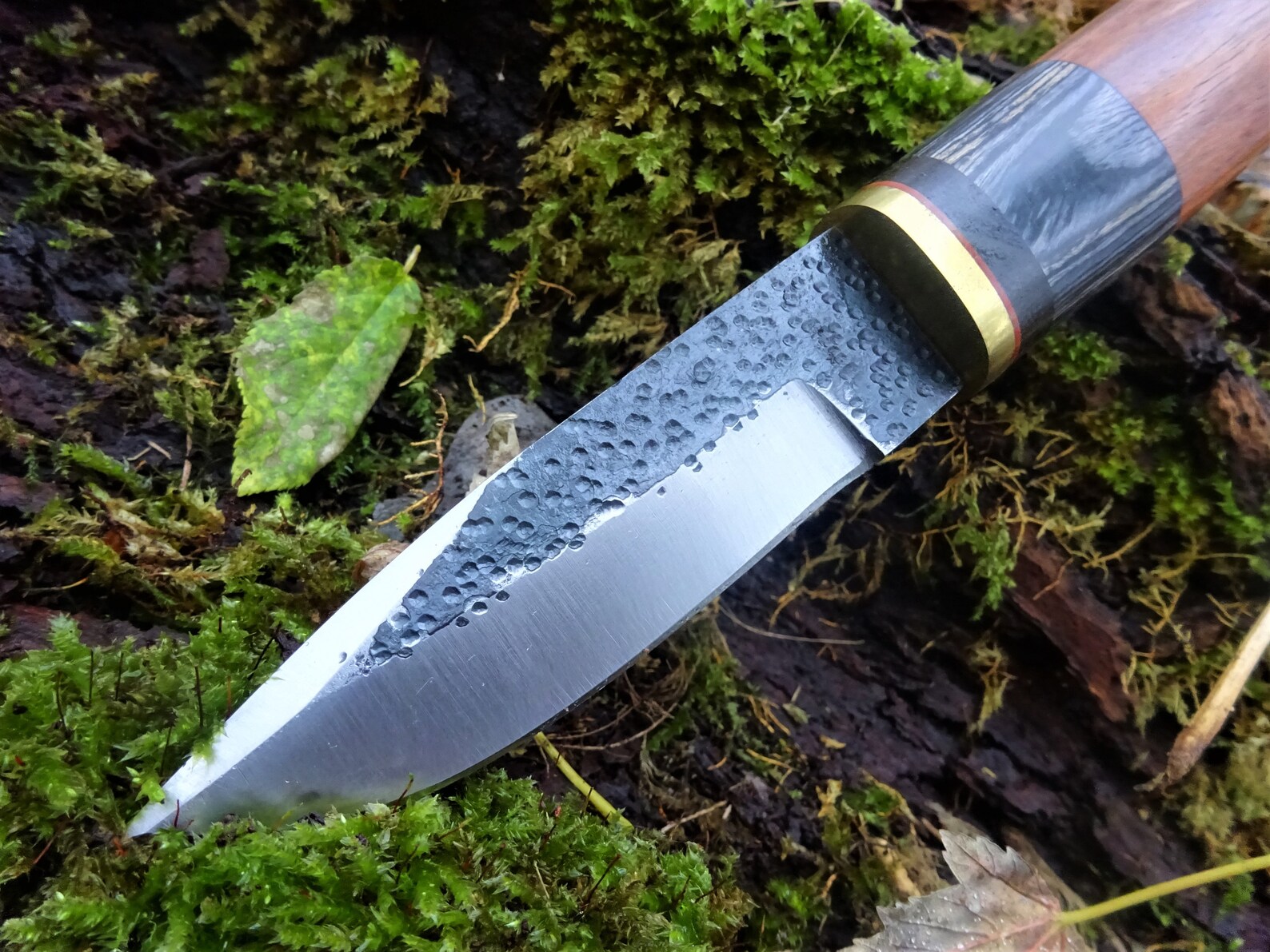 Wikinger Messer mit scharfer Klinge und mehrfarbigem Griff -23cm- mit ...