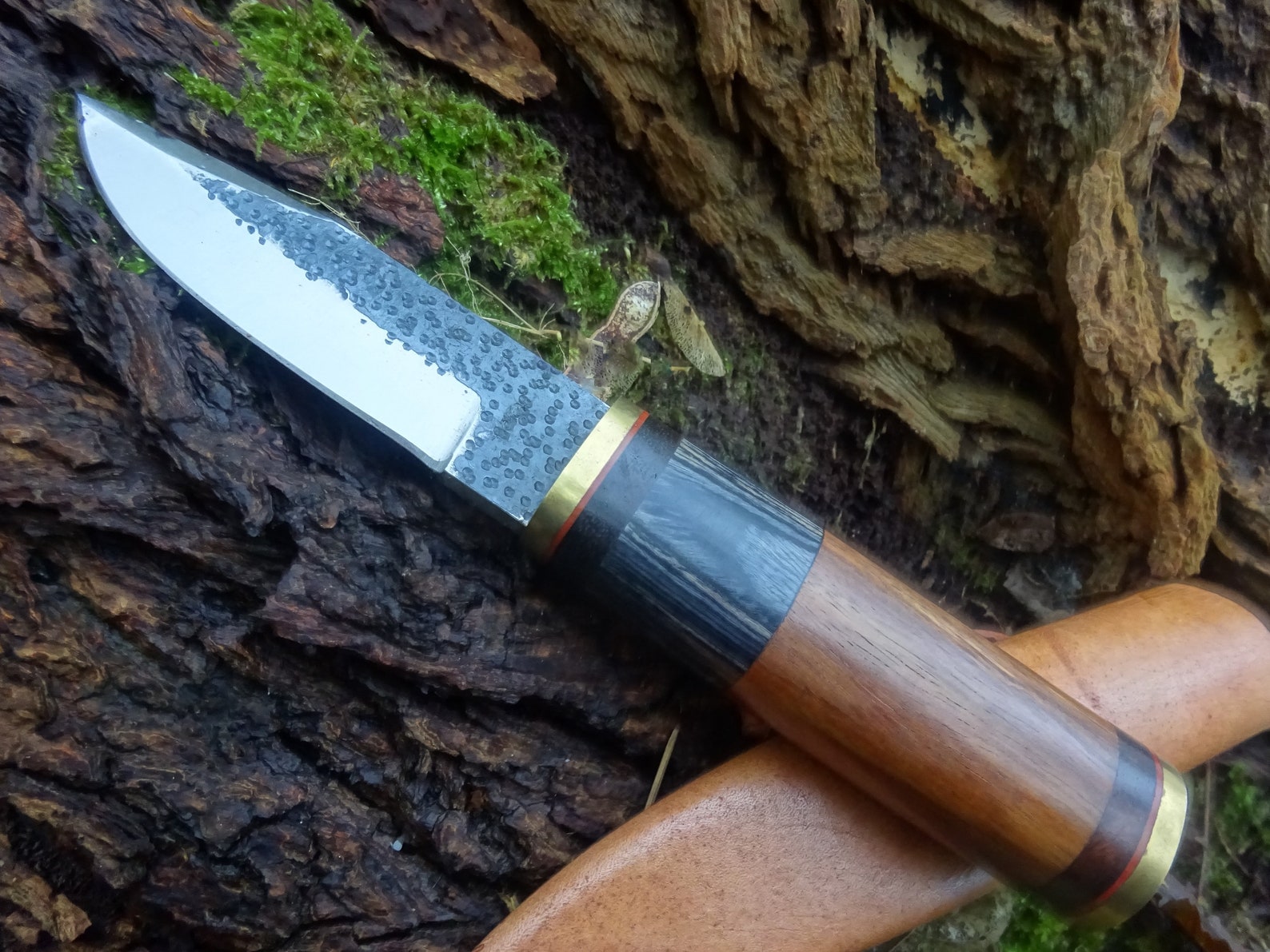 Wikinger Messer mit scharfer Klinge und mehrfarbigem Griff -23cm- mit ...